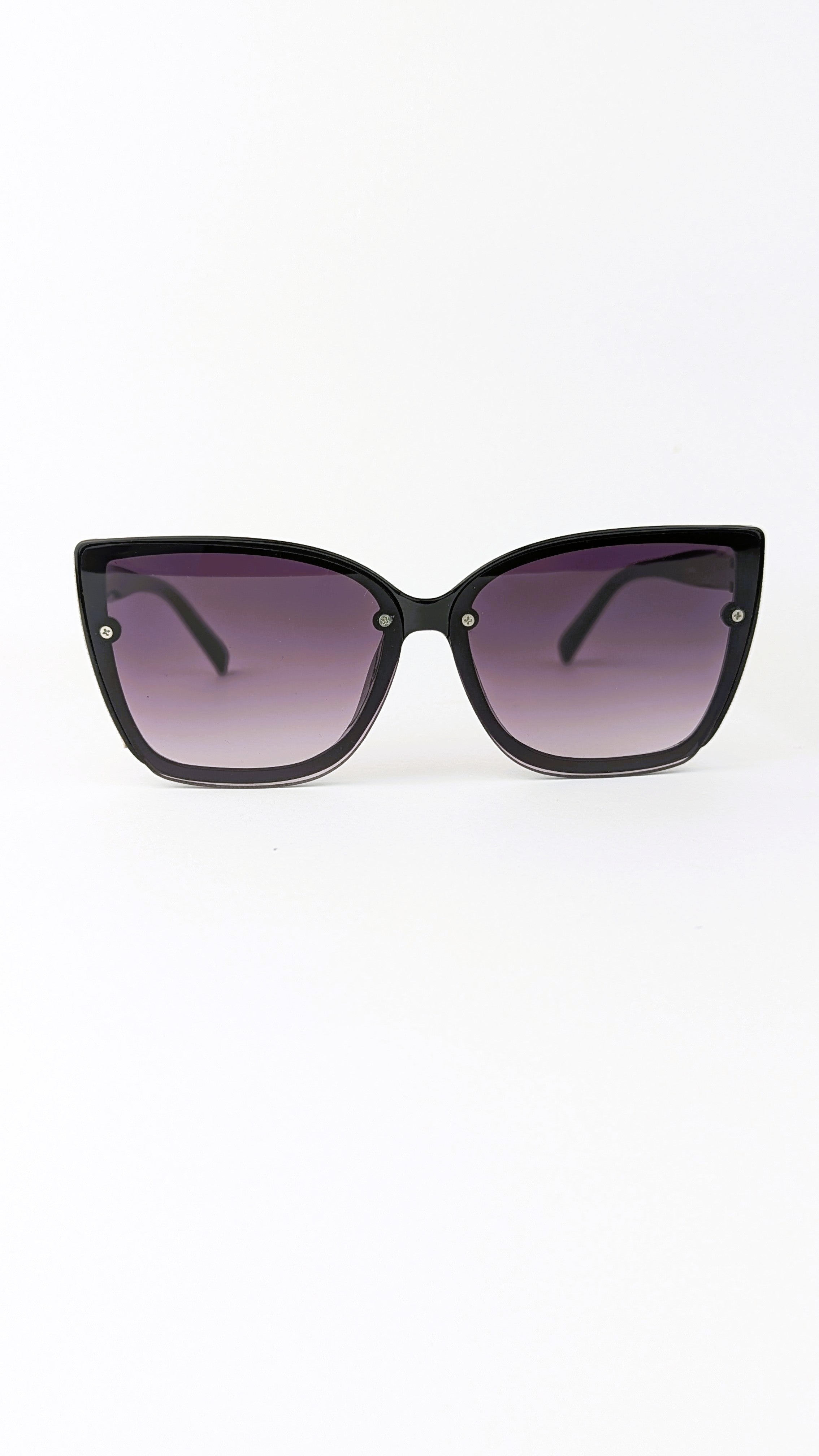 Bespoke Queen – farsightbd